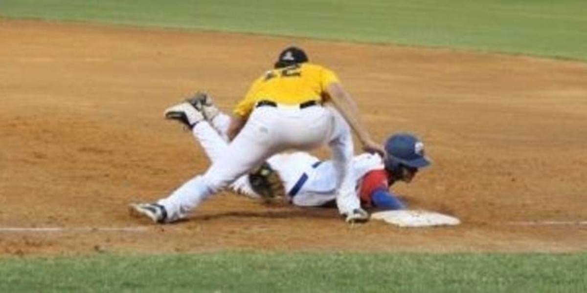 Lightning Shutout the Squeeze - Leesburg Lightning